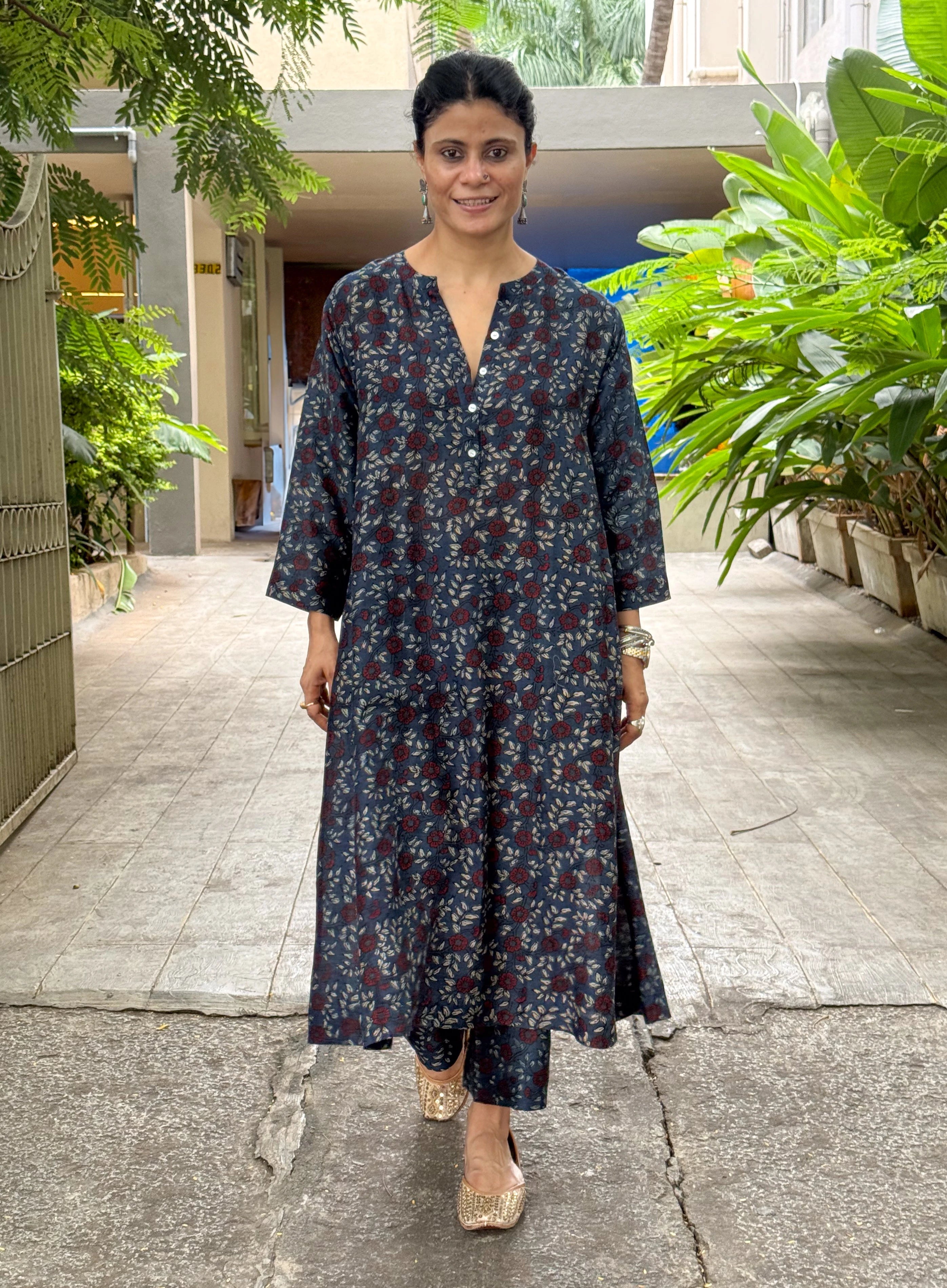 Explore Chikankari Kurtas & Handloom Collection Online in India ...